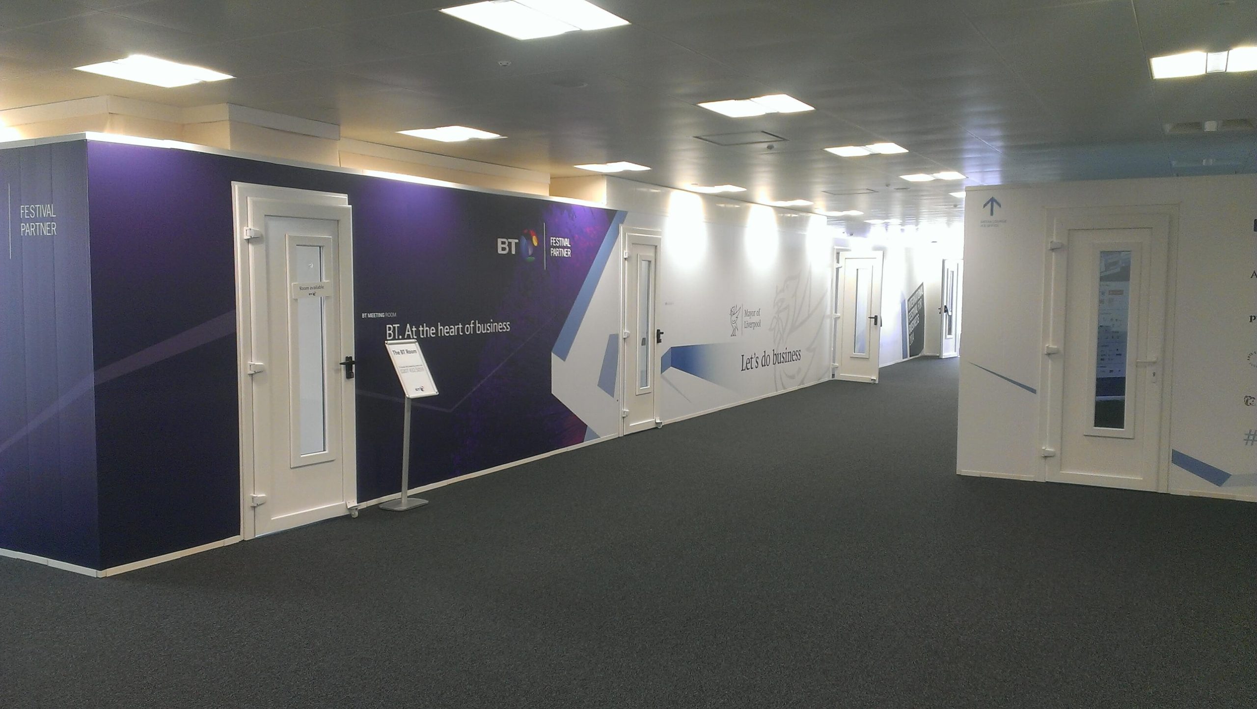 Temporary Internal Hoarding – LocIn | Plasloc